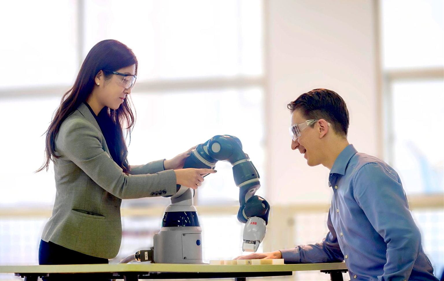 Connectors Get Tough for Industrial Robots and Automation