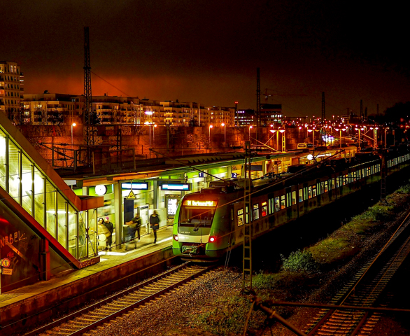 Quality Connectors Boost Rail Industry Dependability