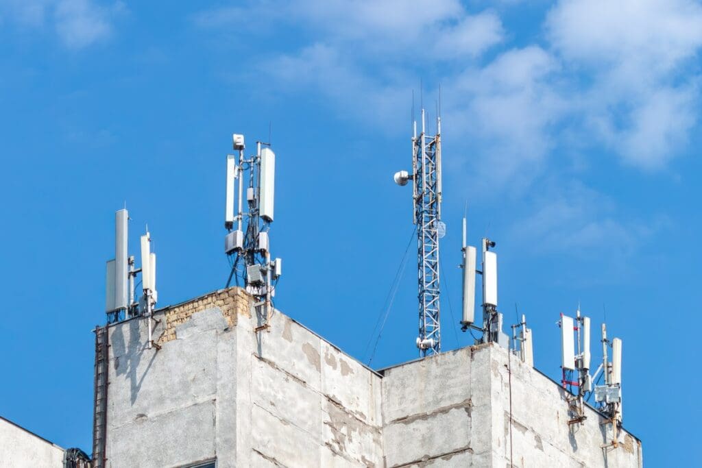 Designing 5G Installations With Innovative RF Interconnects